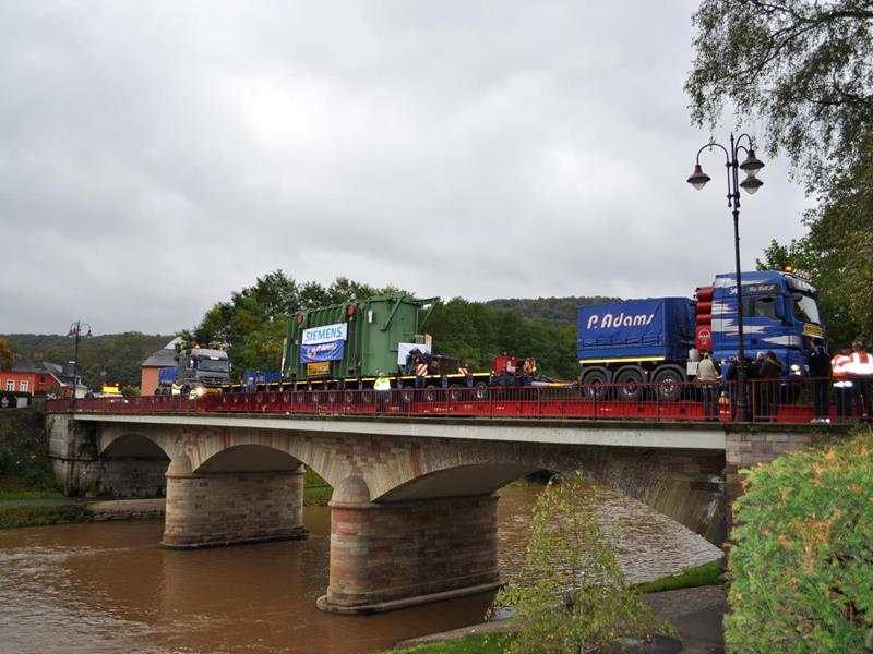 Bridge crossing system - Equipment - Special & heavy transport - P. Adams